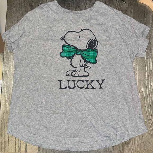 Peanuts | Tops | Peanuts Gray Tshirt | Poshmark